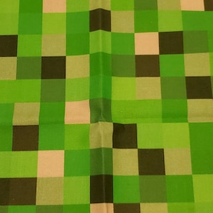 8-bit Fabric 8-bit Dark Green Pixels 3/4ths of an Inch by Joyfulrose ...