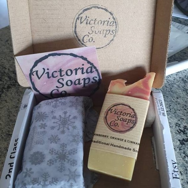 Victoria Soaps Candle Gift Box Set With Bottle of Matches and Mini ...