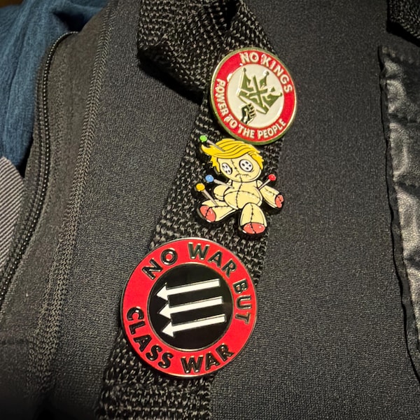 Iron Front ANTI-FACIST Enamel Pin | No War but Class War, Anti-war ...