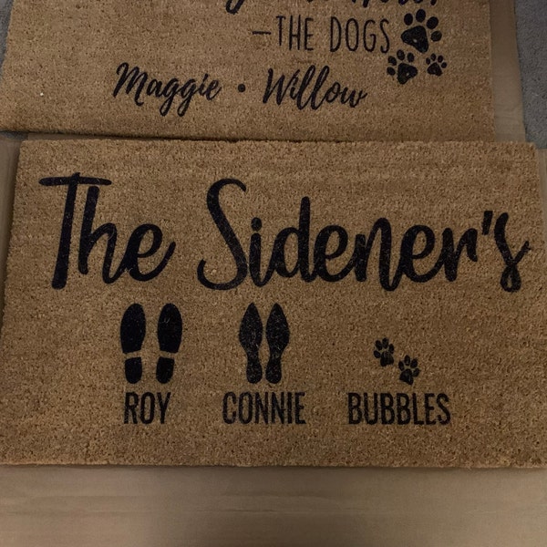 Custom Footprint Family & Pet Name Doormat, Custom Door Mat, Pet Owner ...