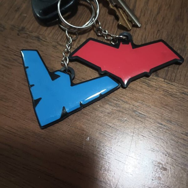 Red Hood Logo / Emblem Keychain From the Comics Character - Etsy