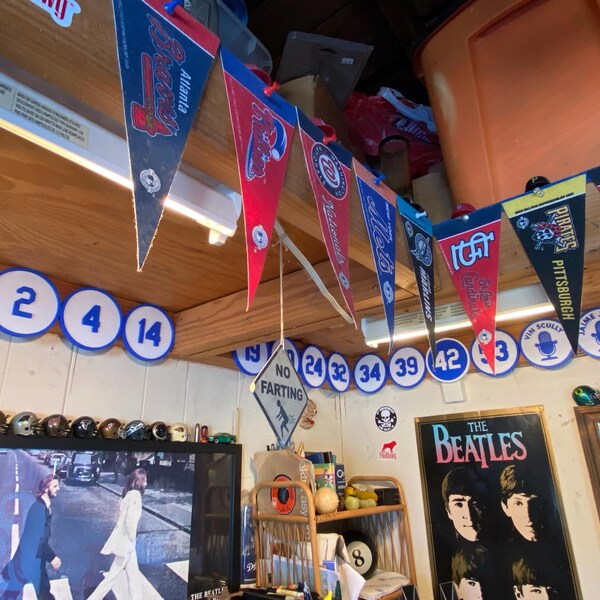 Gradedguard PSA/CGC Graded Card Display Stand - Pokemon, Baseball ...