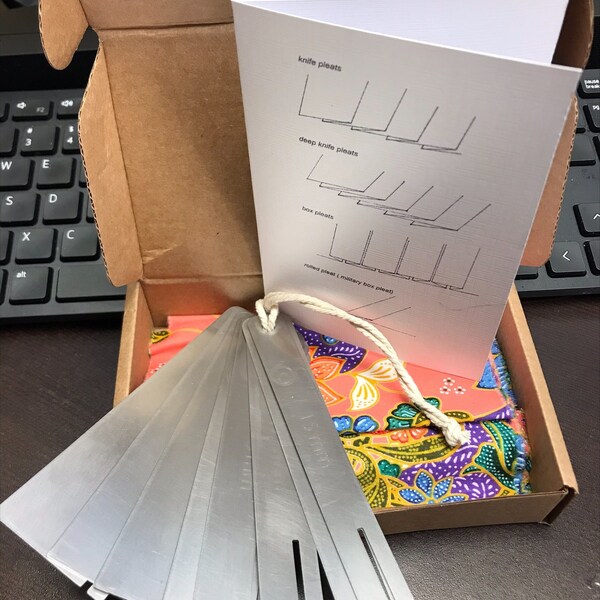 Sew Fast Pleats Quick Pleaters Fabric Folding Tool Pleating Forks ...