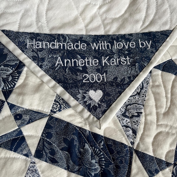 Custom Embroidered Quilt Label Triangular Corner Label Fabric ...