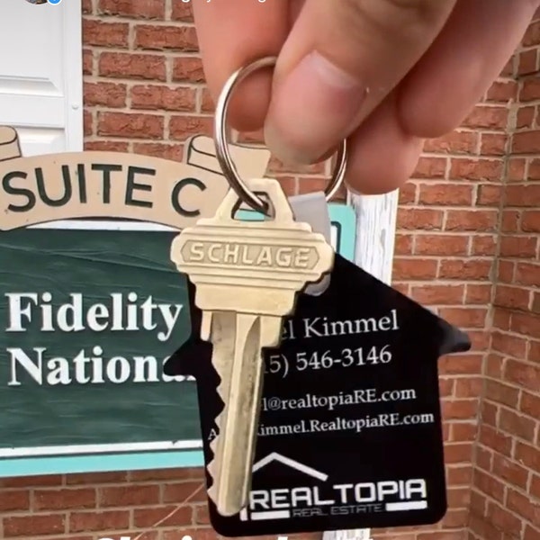 Realtor Sold Sign Keychain, Closing Gift for Clients, House Key Keyring ...