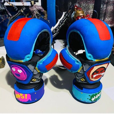 Pathfinder Heirloom Boxing Gloves Battle Royale 3D Printed Prop Toy Fan ...