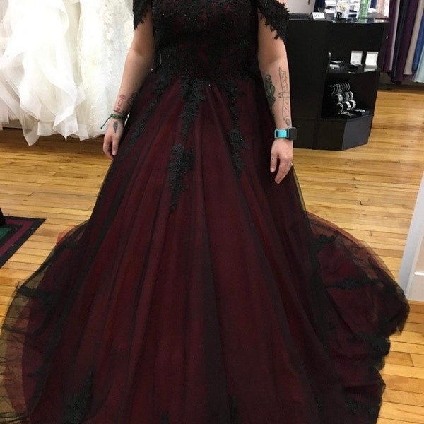 Dark Red Black Gothic off the Shoulder Open Back Bridal Ball Gown Black ...