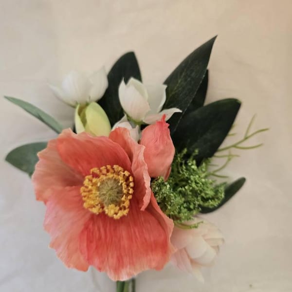 Star Wars Inspired Lightsaber Handle Wedding Bouquet | Faux Greenery ...