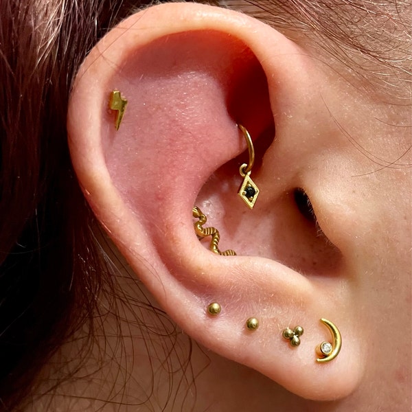 20g 18g 16g Crescent With Bezel CZ Push in Threadless Titanium Labret, ASTM F-136 Implant Grade ...