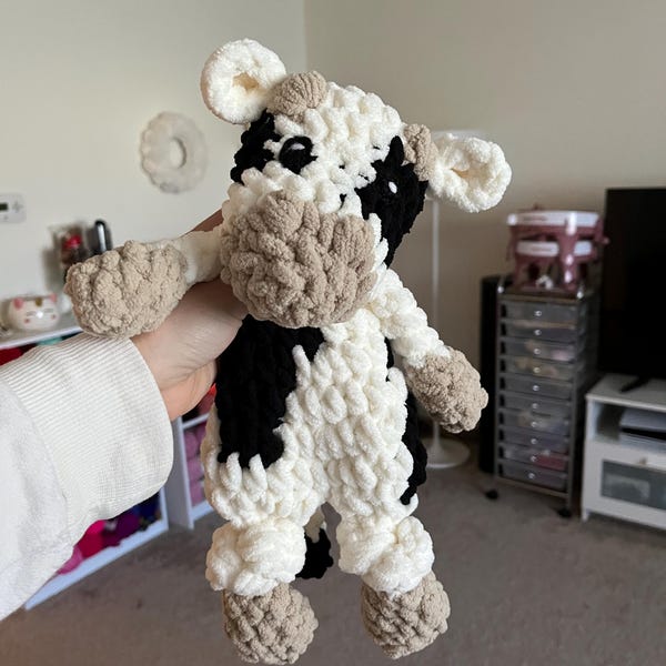 MINI Clemmie Cow Knotted Lovey — Crochet Cow PATTERN - Etsy
