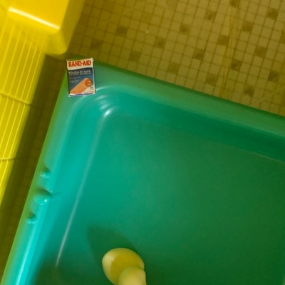 Dollhouse Miniature Medicine Bandages and Box 1:12 One Inch Scale B460 ...