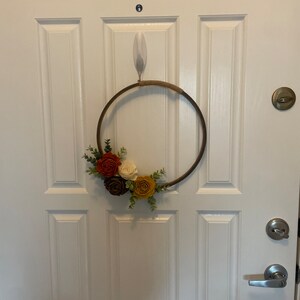 Natural Macrame Hoop Wall Hanging With Neutral Sola Wood Flowers and ...