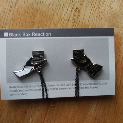 Nier Automata Pin Set: 2B and 9S Black Box Reaction Linked Hard Enamel ...