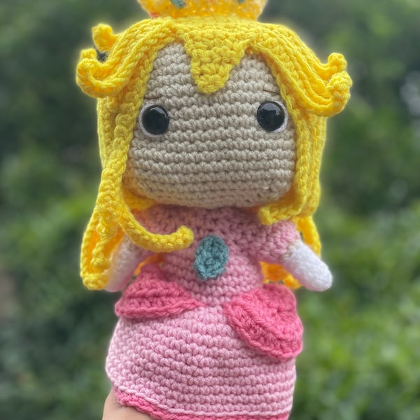 AMIGURUMI PATTERN Princess Peach Crochet Patterns | Super Mario ...