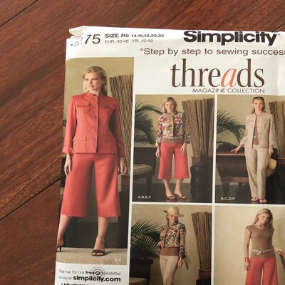 Simplicity 3939 Woofy Wear by Wendy Size A: S,M,L Dog Clothes New ...