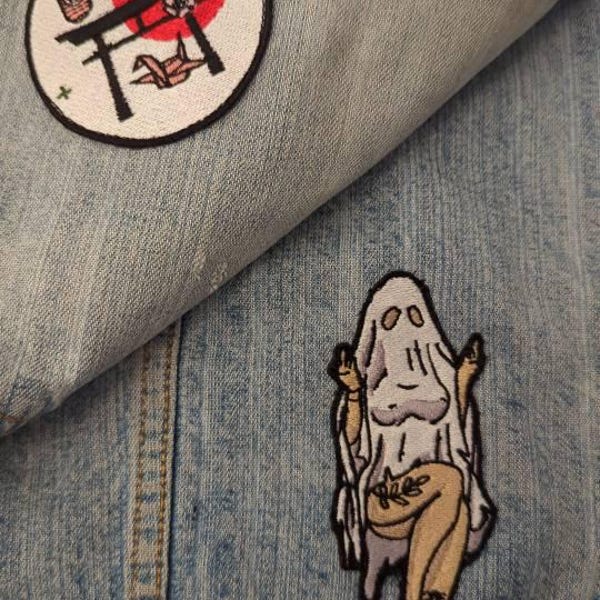 Iron-on Patch - Angry Ghost | Halloween Patches, Little Ghost Iron-on ...