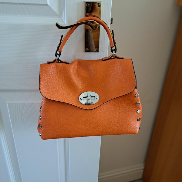 Real Leather Mini Crossbody Chain Bee Bag - Gold Hardware - Etsy UK