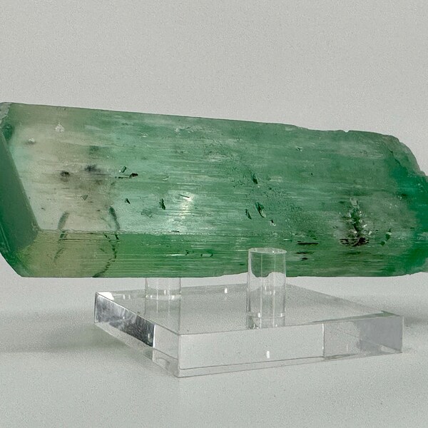 Ultra Fire Rare Chrome Sphene Titanite Gemstone With Strong Trichroism ...