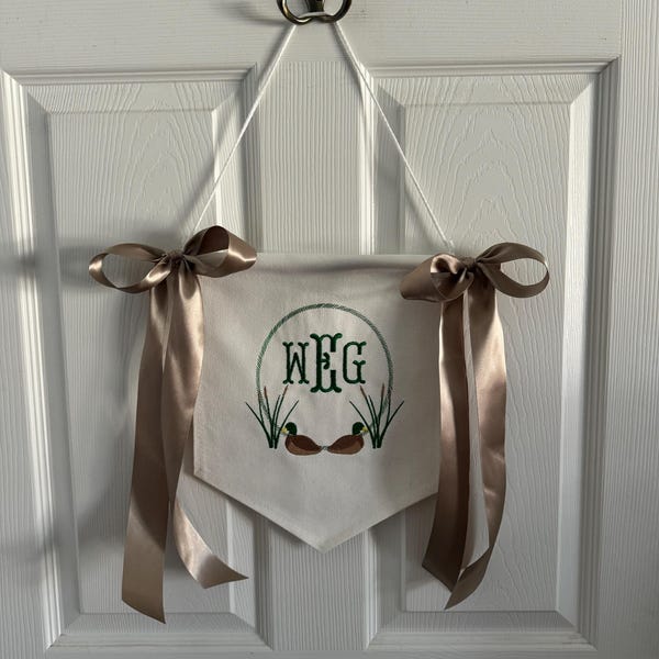 Mallard Duck Cat Tails Reeds Frame, Machine Embroidery Design, 3 Sizes ...