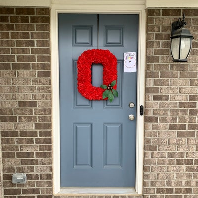 THE Official OSU Block O Wreath With Over 100 Red Silk Carnations, Real ...