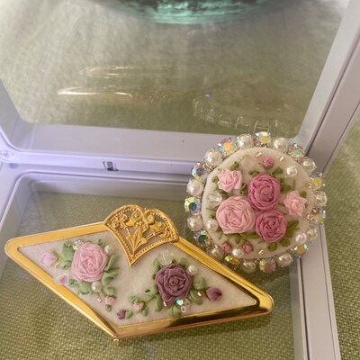 Set of Dorset Buttons, a Bunch of Roses 1.57 Inch/ 4cm Embroidery ...