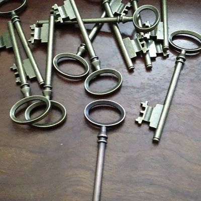 Steampunk Skeleton Key Pendant Gear Key Mixed Metal Antiqued Silver ...