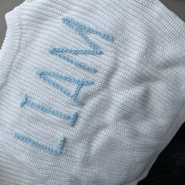 Loopy Uppercase Calligraphy Style Practice Guide | Handlettering ...