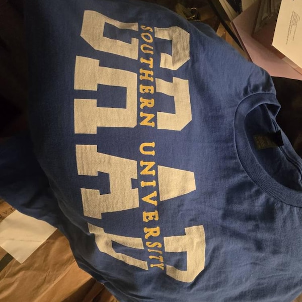 Custom Mom University Shirt: Proud College Mom Tee - Etsy