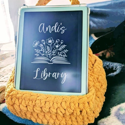 Kindle Flower Pouch Crochet Pattern Pdf File - Etsy