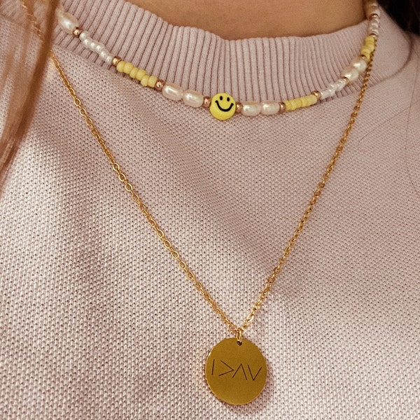 Perlenkette Smiley, Kette Smiley, Süßwasserperlenkette mit Smiley ...