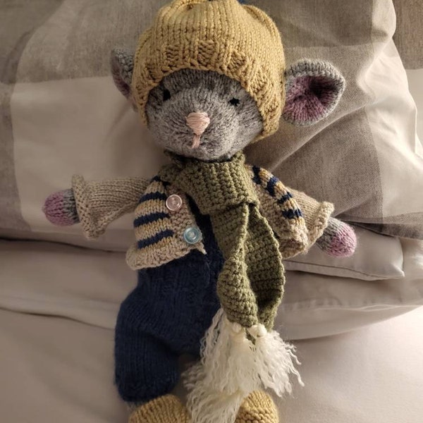 Mouse Knitting Pattern (13 Inches Tall) - Toy Knitting Pattern ...