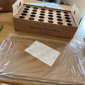 Wedding Confetti Cone Holder-white & Kraft Confetti Cone Stand Trays ...