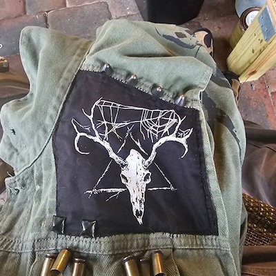 DEER SKULL Oooh Witchy and Cool and Spiderwebby and Spooky but Also ...