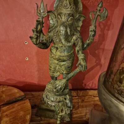 Shiva Nataraja Statue, Shiva on Altar, the Wedding of Shiva, Hinduism ...