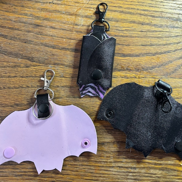Goth Bat Wing Keychain SVG | Mans Bat Key Cover Template Key Wrap Bag ...