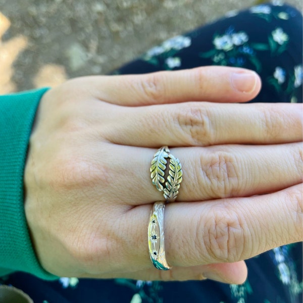 Blue Sapphire Celestial Ring - Silver Signet Ring - Etsy