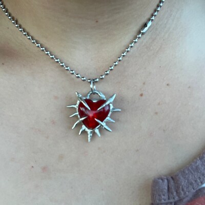 Y2k Spiky Red Heart Ribbon Necklace, Grunge Necklace, Celestial ...