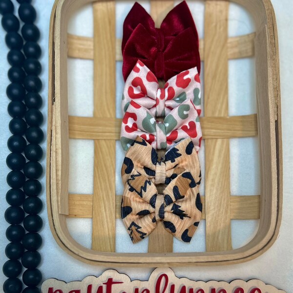 Holiday Cheetah Seamless Repeat Pattern for Christmas, Christmas ...