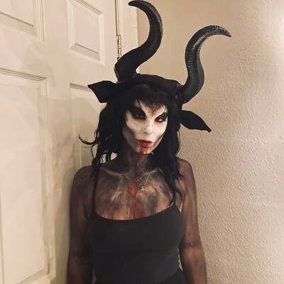 Kolsun Large Swooped Back Horns - Etsy