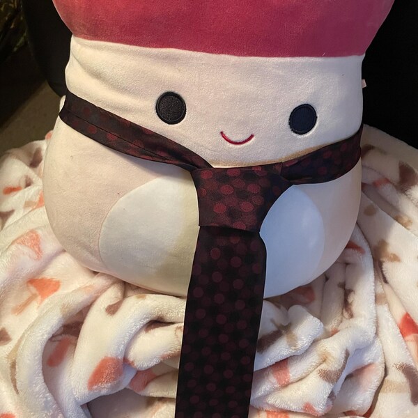 1990s Geoffrey Beene Red + Inky Blue Optic Pattern Men's Italian Silk ...