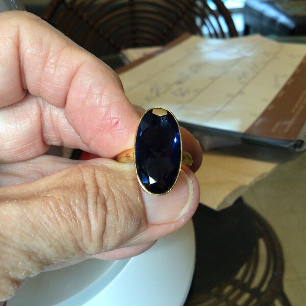 Oval Cut Green Hiddenite 18K Matte Finish Rose Gold Ring, Green ...