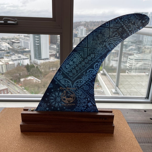 Premium Surfboard Fin Display Stand - Walnut With Wide Base - Etsy