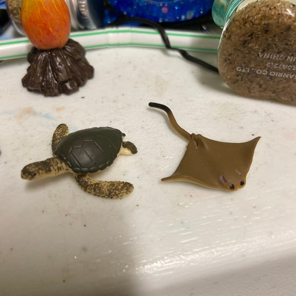MINIATURE Cownose Ray Sea Life Animal Figurine Dollhouse Fairy Garden ...