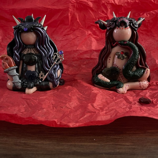 1e. Lilith Goddess Holding Labadorite Heart Crystal Black Red and Green ...