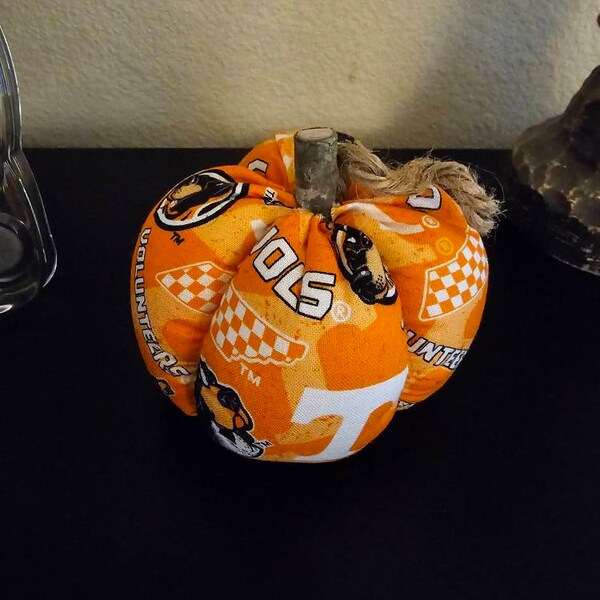 Football Pumpkins Handmade, Tennessee Vols Decorations , Roll Tide ...