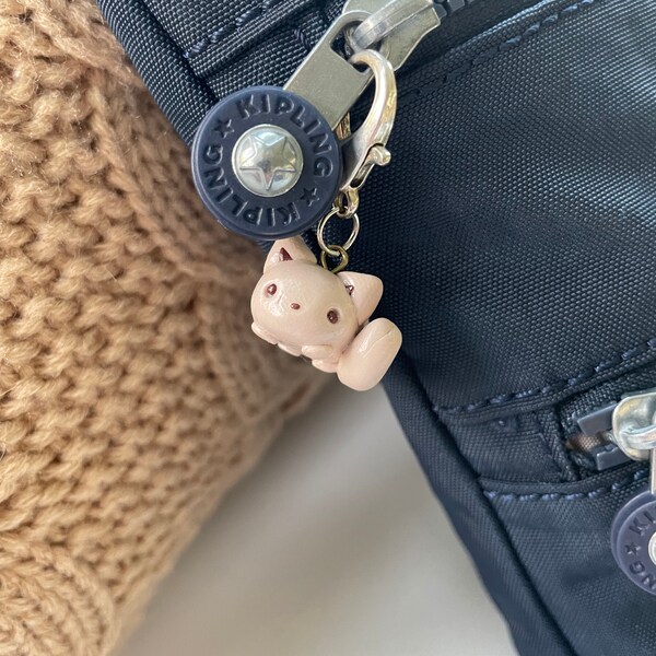 Flower Cats, Unique Handmade Polymer Clay Cat Desk Buddy, Personalized ...