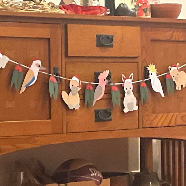 Aussie Christmas Birds and Animal Garland. Xmas Decor, Santa Hats ...