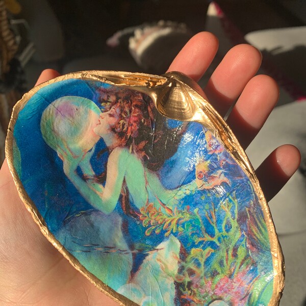 Decoupage Clam Shell Decor, Birth of Venus, Roman Goddess of Love and ...