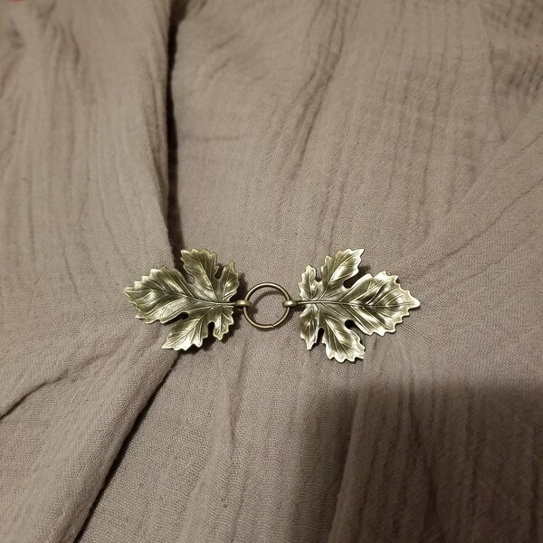 Bronze Leaf Cloak Clasp "sylvan" | Dress Cinch Clip | Festival Cape ...