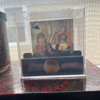 Clash at Demonhead Big Bang Vs. Tom Guycot Shadow Box Diorama - Etsy